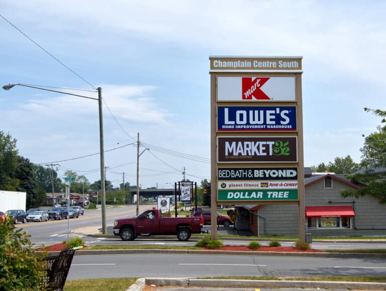 5 Key Features of Effective Multi-Tenant Pylon Signs for Shopping ...